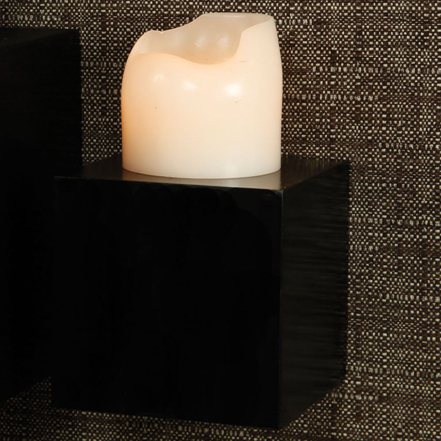 Plane Small Square Wall Cube Black - Froy.com
