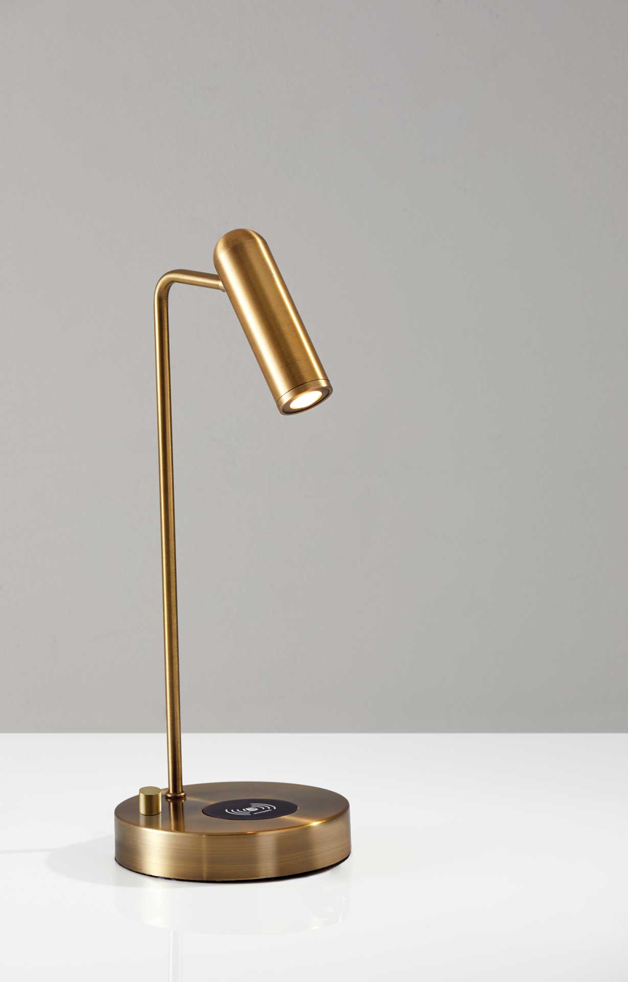 Kane Wireless Charge Desk Lamp Brass - Froy.com