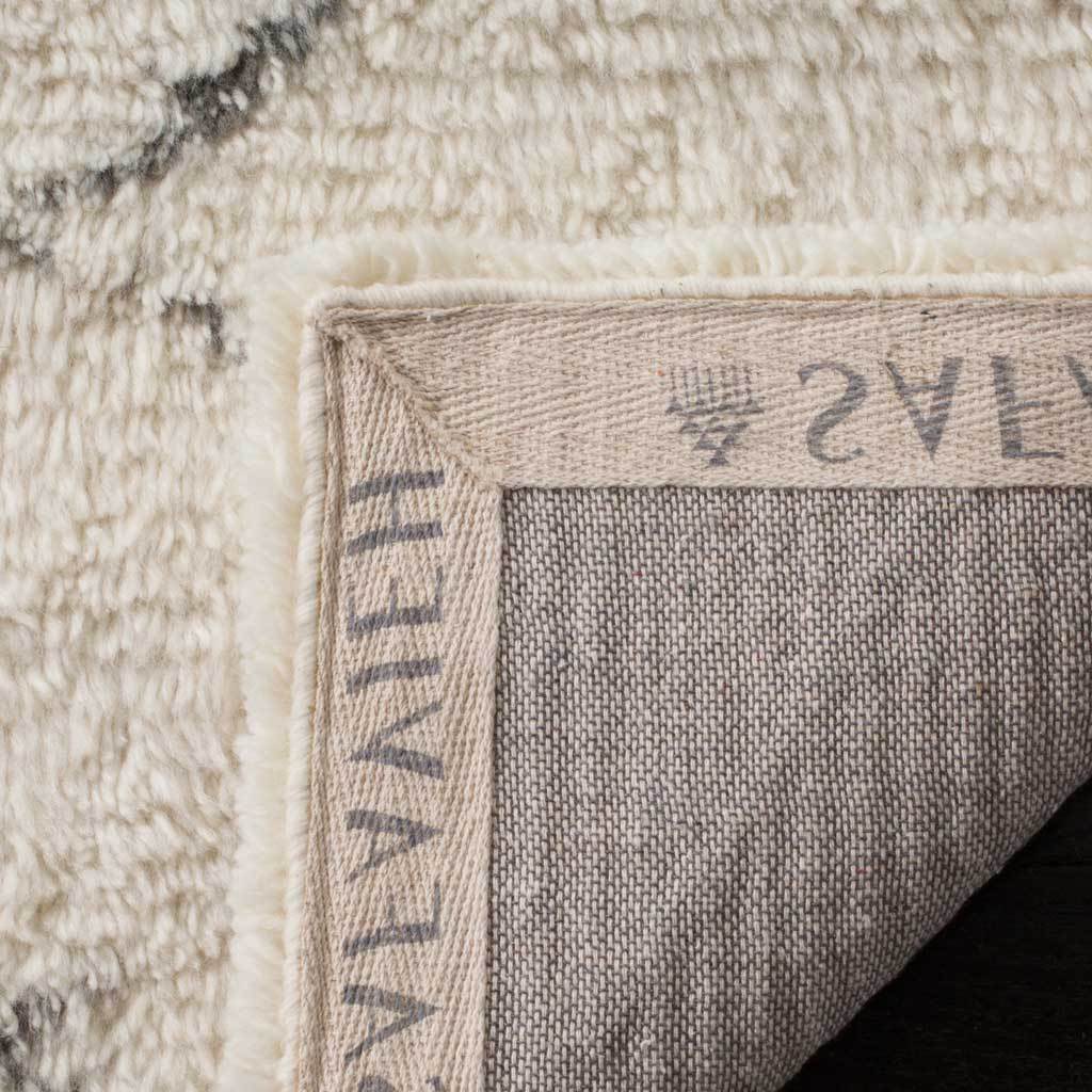 Casablanca Geometry Ivory/Gray Area Rug - Froy.com