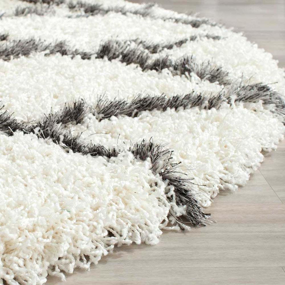Moroccan Shag Ivory/Gray Round Rug - Froy.com