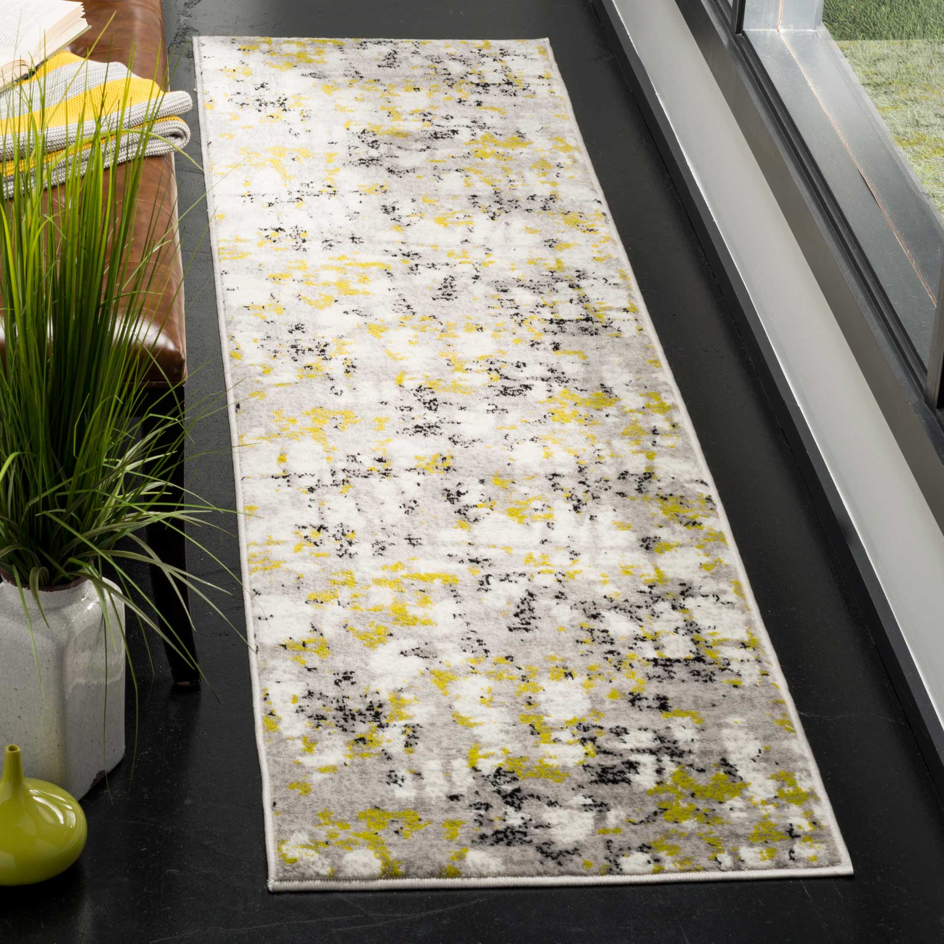 Skyler Gray/Green Runner Rug - Froy.com