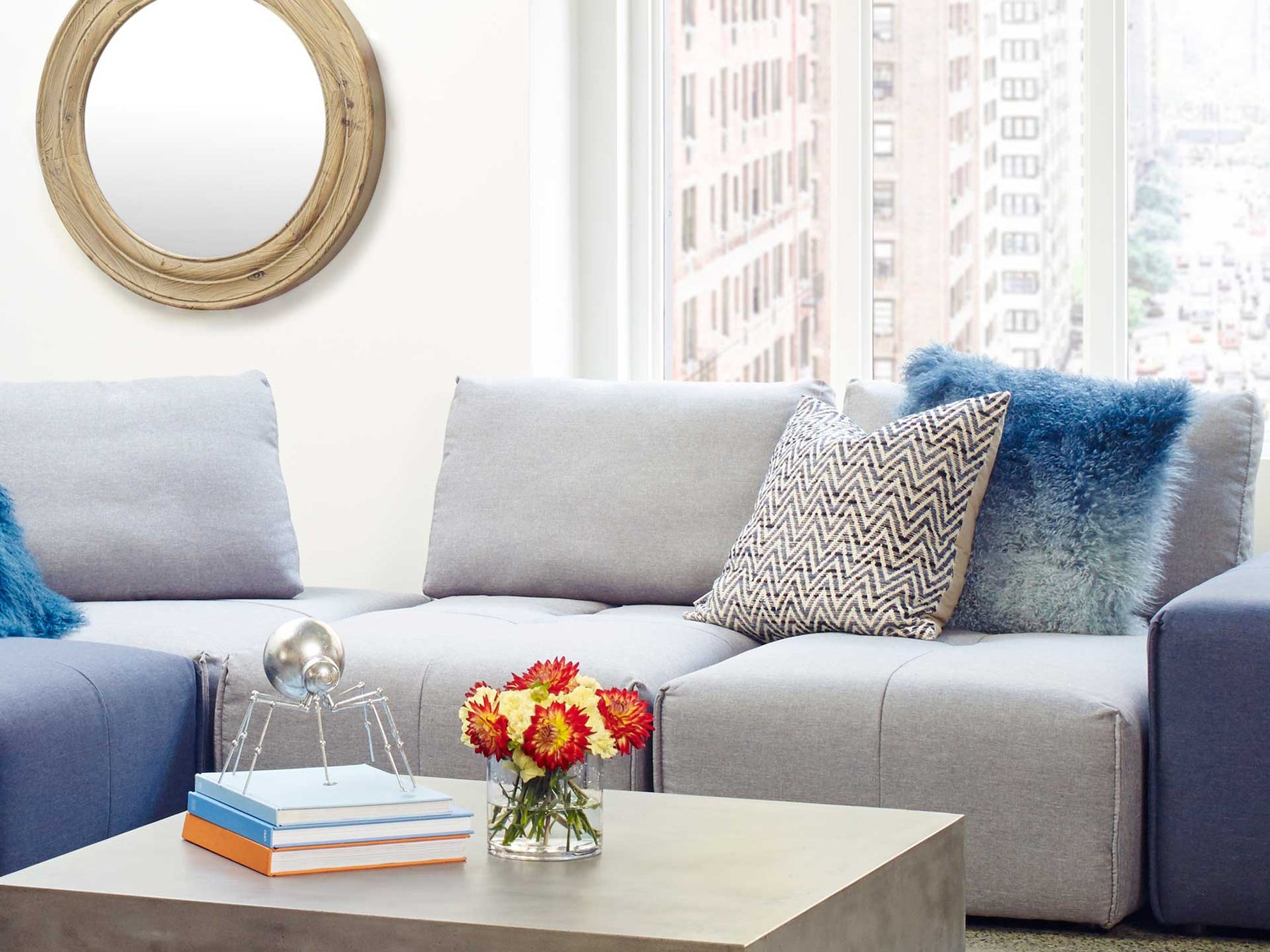 Lars Fur Pillow Blue Spectrum - Froy.com